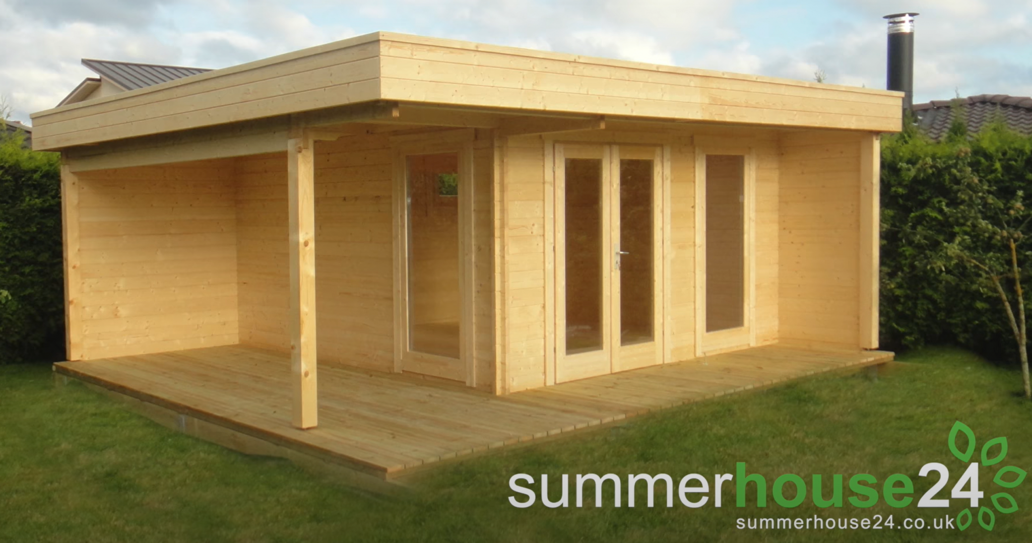 5 Cozy Cabin Office Ideas - Backyard Workspace